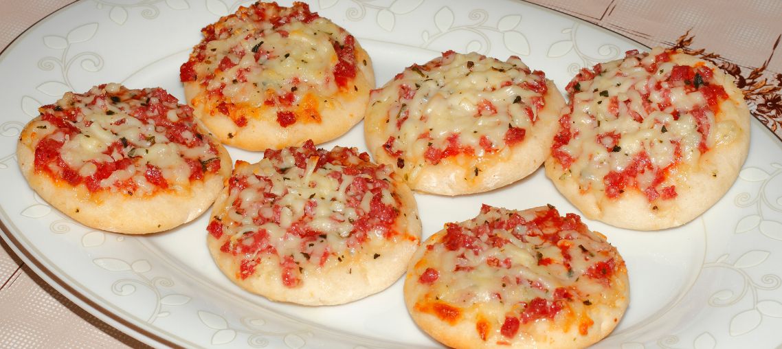 Mini Pizza Fácil - Segui a receita